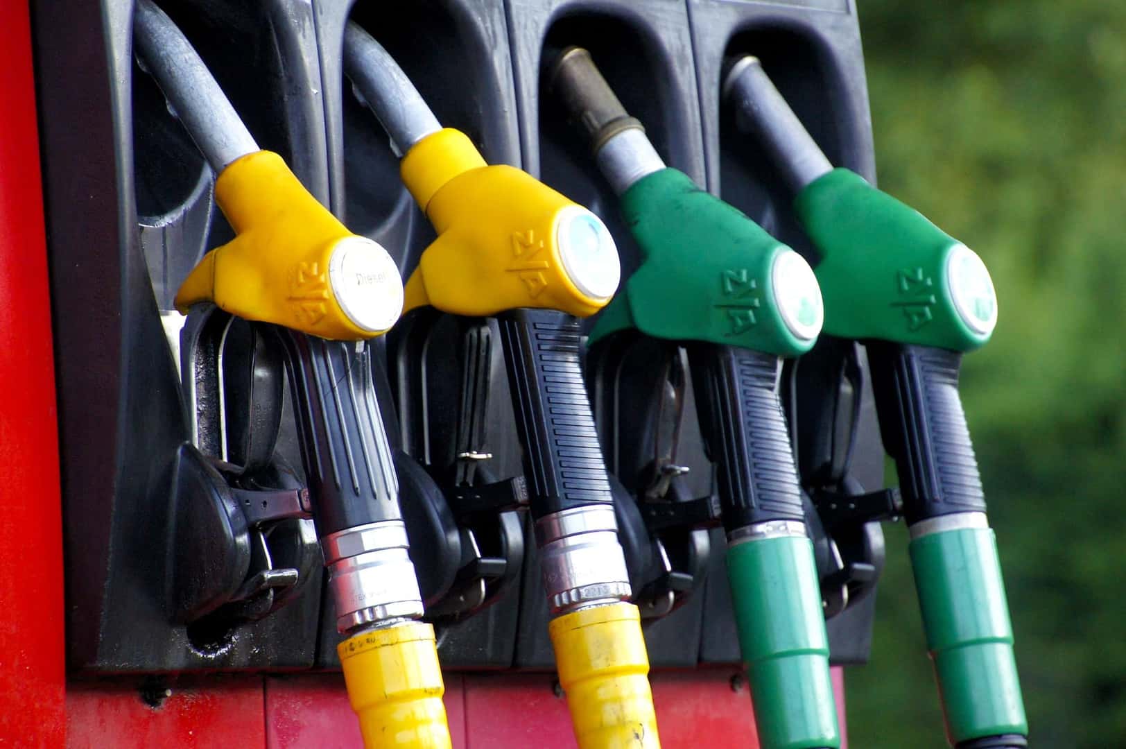 Service Tip Is Premium Gas Better Fletcher Jones Motorcars