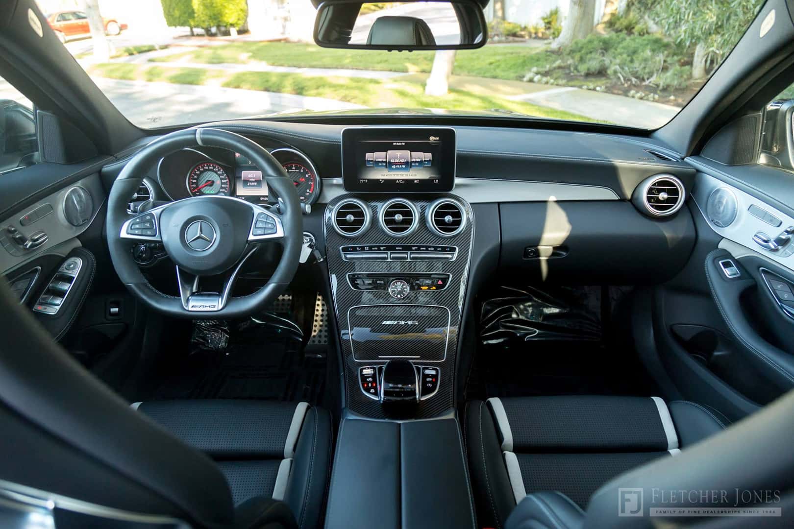 Mercedes-Benz Navigation System | Mercedes-Benz of Temecula