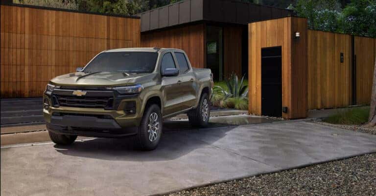 2025 Chevy Colorado vs Ford Ranger: Who Wins in Reliability?