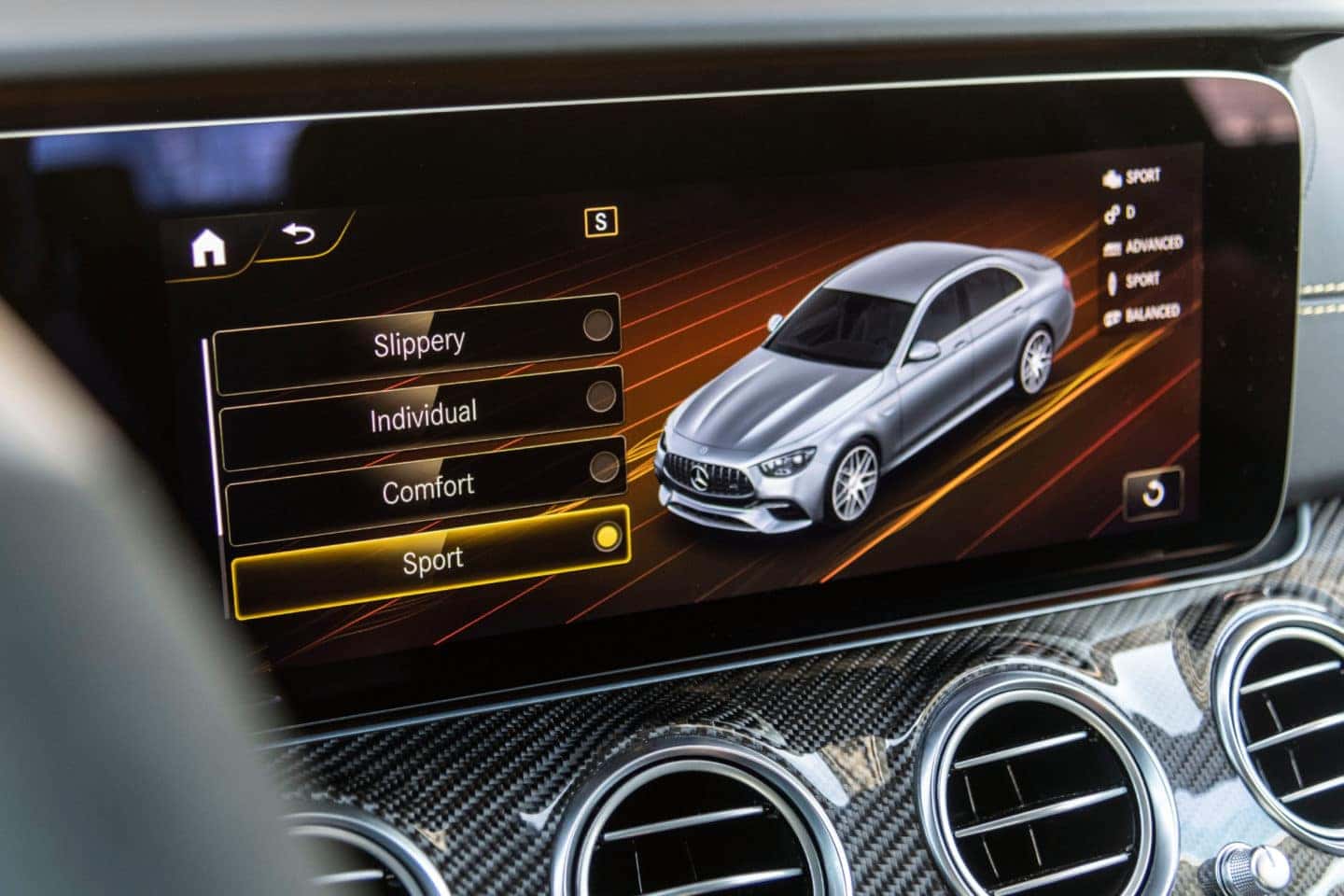 AMG® Technologies: Driving Dynamics | Driving Pleasure In Mind
