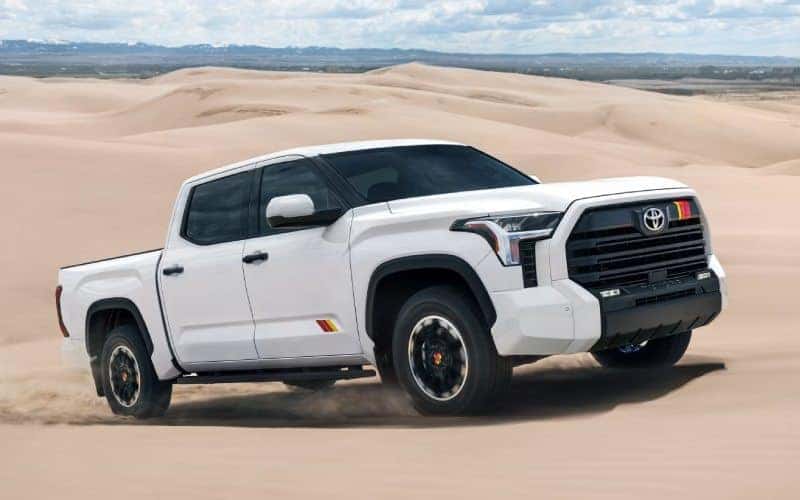 2025 Toyota Tundra vs 2025 Chevrolet Silverado 1500 near Bossier City ...
